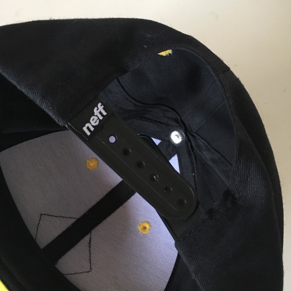 Neff | Accessories | Neff Snapback Yellow And Black Baseball Hat Cap ...